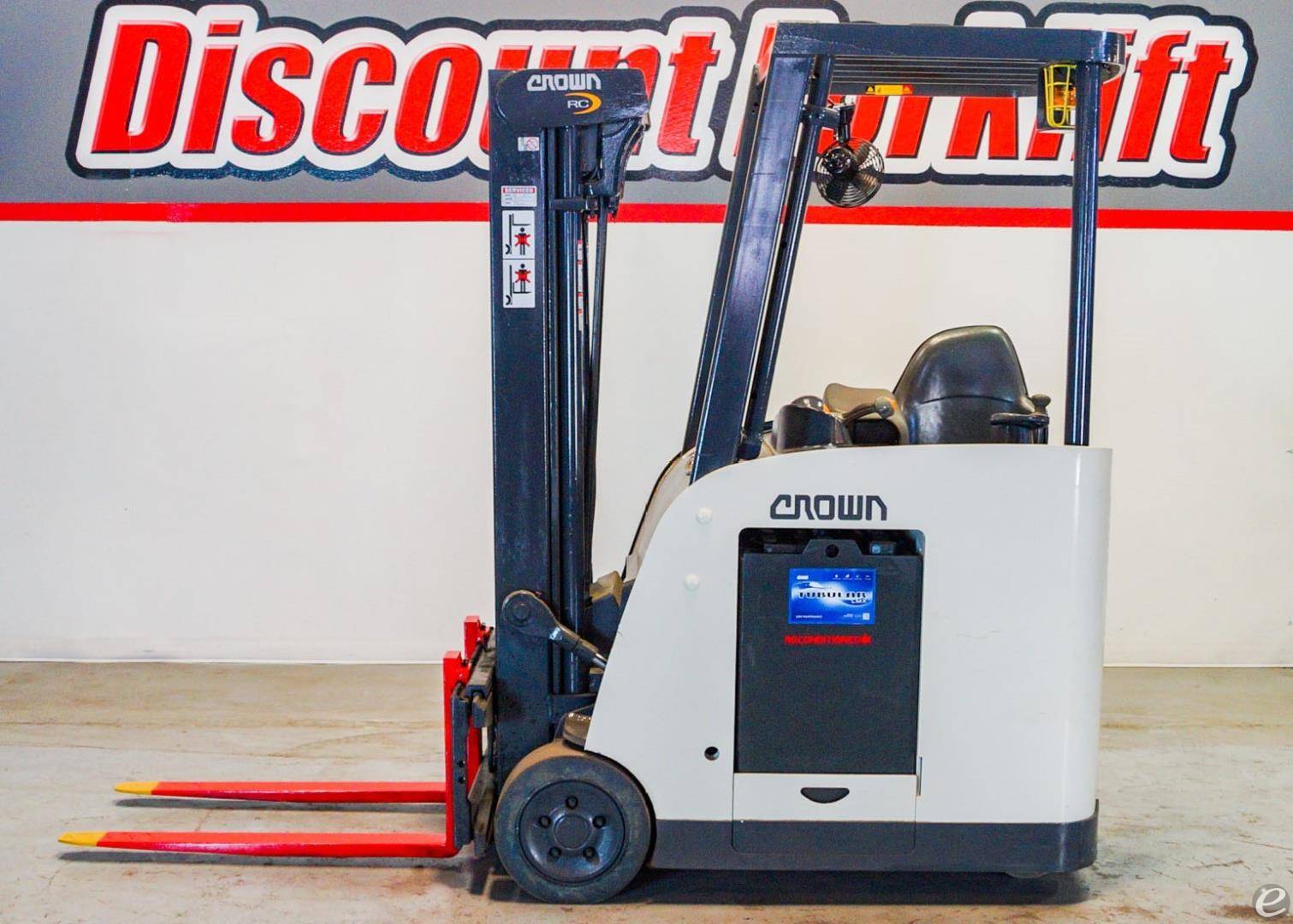 2001 Electric Crown RC3020-35 Electric Walkie Counterbalanced Stacker