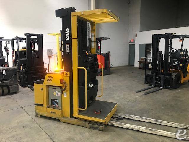 2015 Electric Yale OS030EF Electric Order Picker