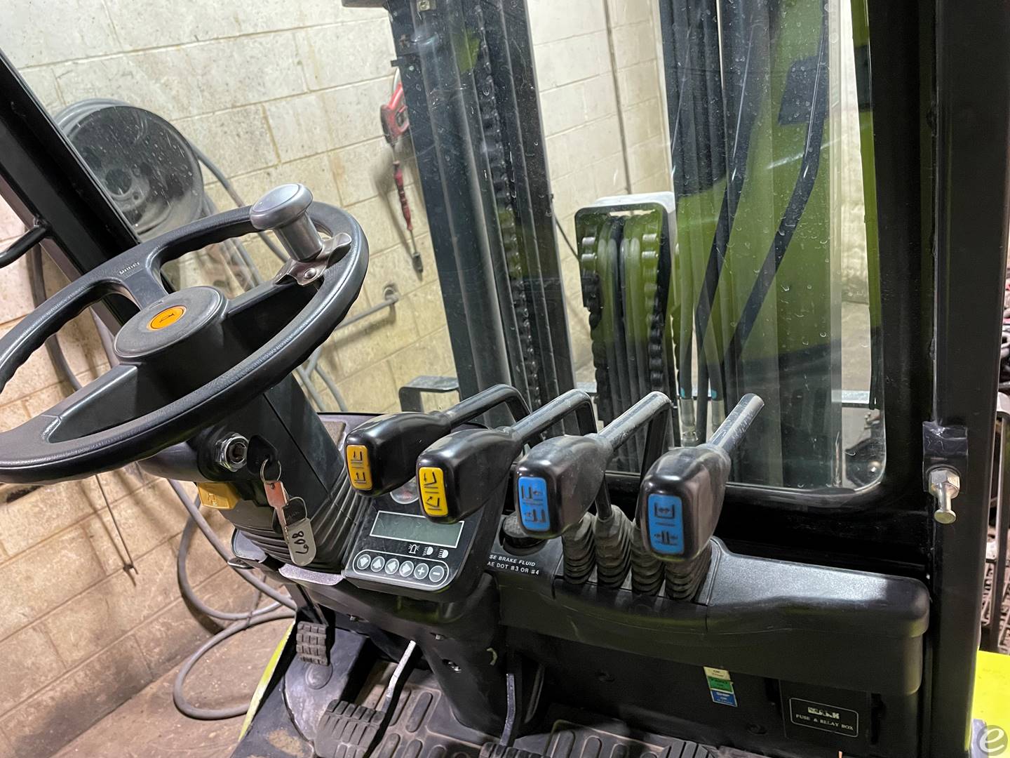 2008 LP Gas Clark C30 Pneumatic Tire 4 Wheel Sit Down