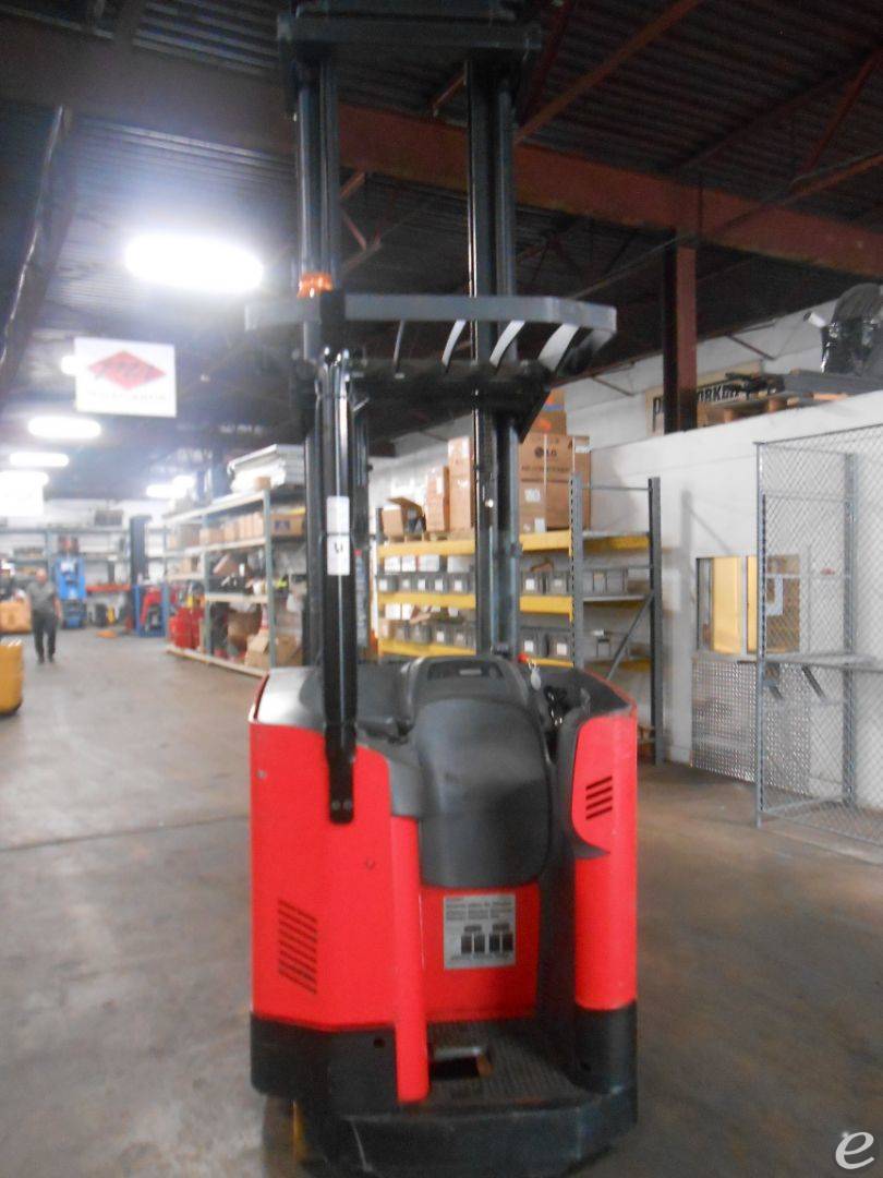 2009 Electric Raymond 7400-R45TT Electric Narrow Aisle Single Reach