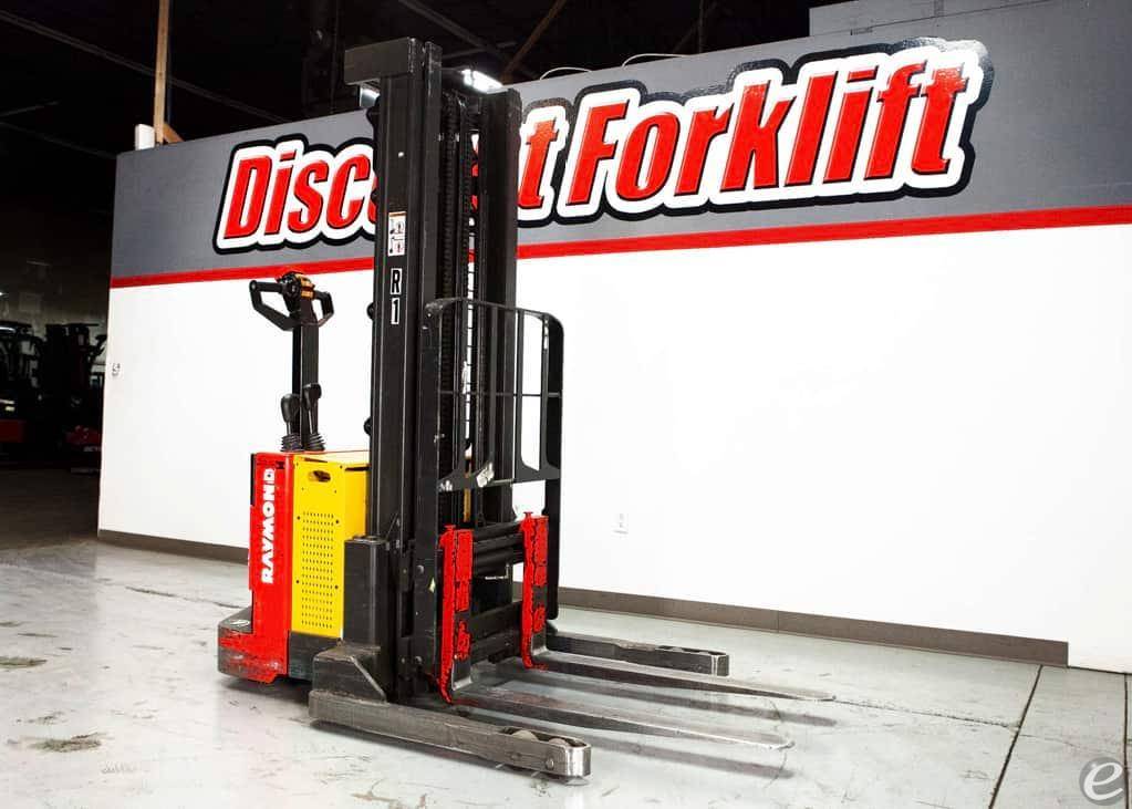 2006 Electric Raymond Forklifts RSS40 - 123Forklift