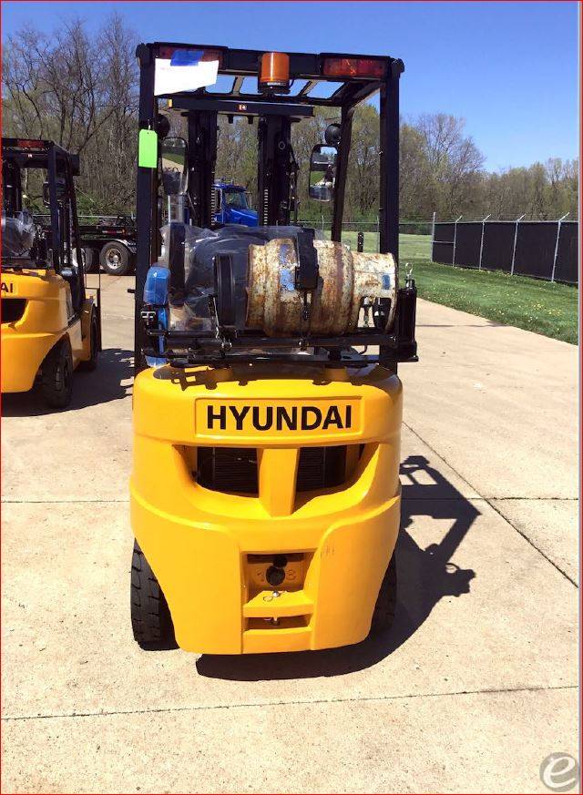 2020 LP Gas Hyundai Pneumatic Tire 4 Wheel Sit Down | Eliftruck