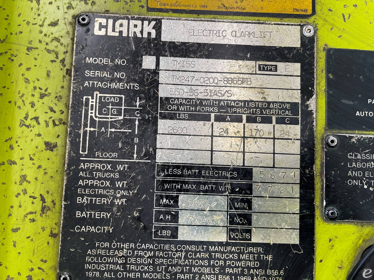 1991 Electric Clark TM15S Electric 3 Wheel Sit Down