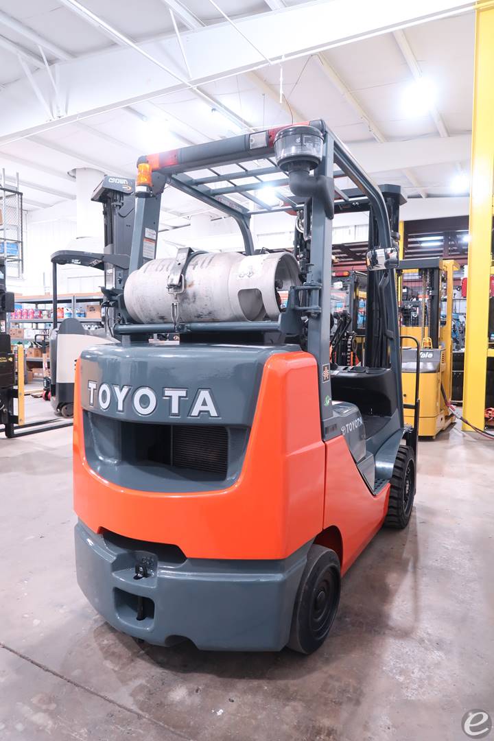 2010 LP Gas Toyota Sit Down Rider 8FGCU30 - 123Forklift