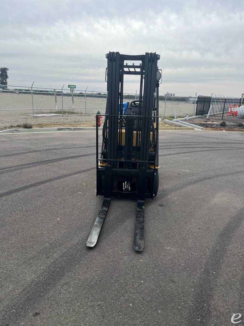 2018 LP Gas Cat 2C3500 Cushion Tire 4 Wheel Sit Down (Indoor Warehouse)