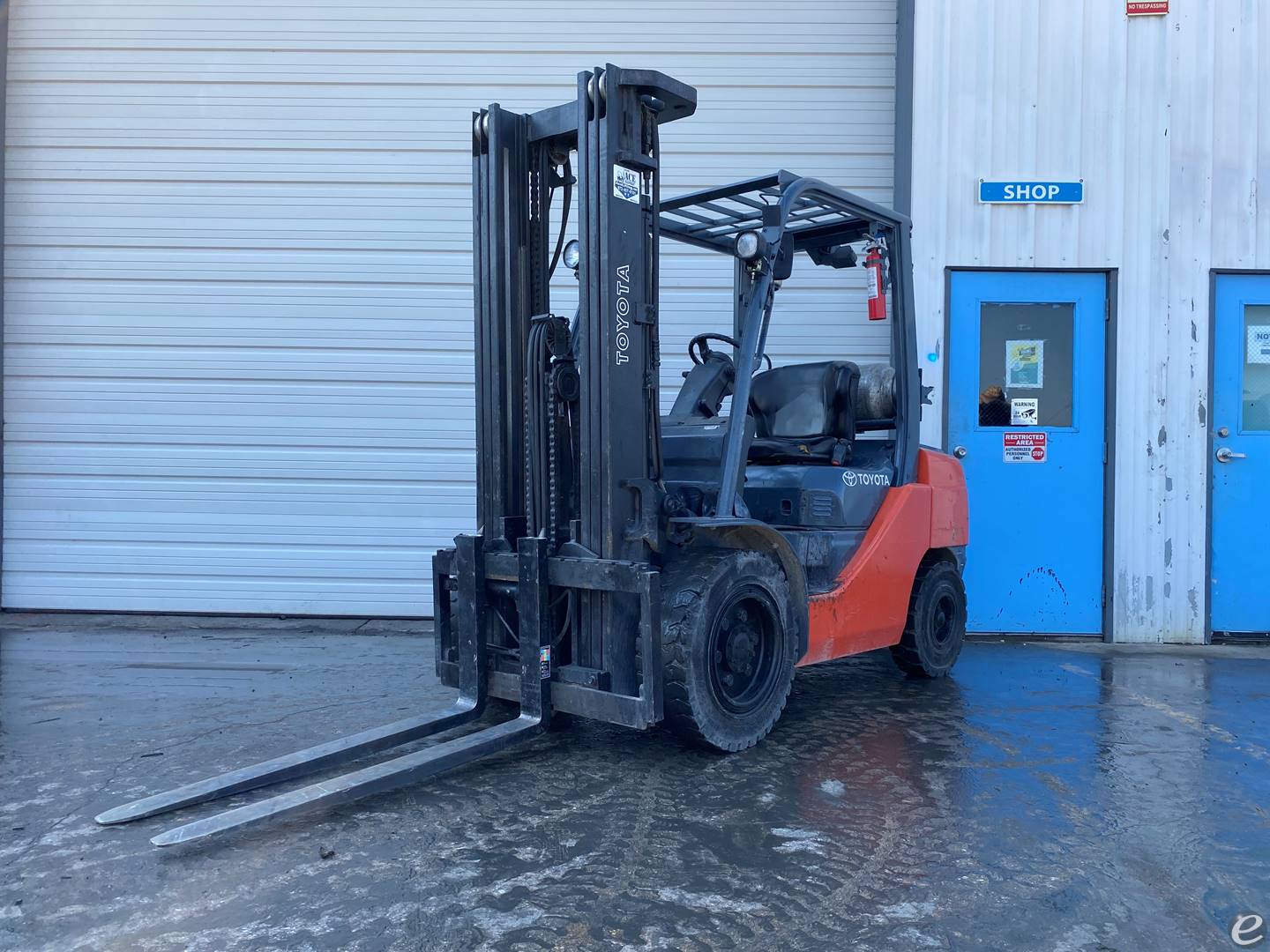 LP Gas Toyota 8FGU30 Pneumatic Tire 4 Wheel Sit Down