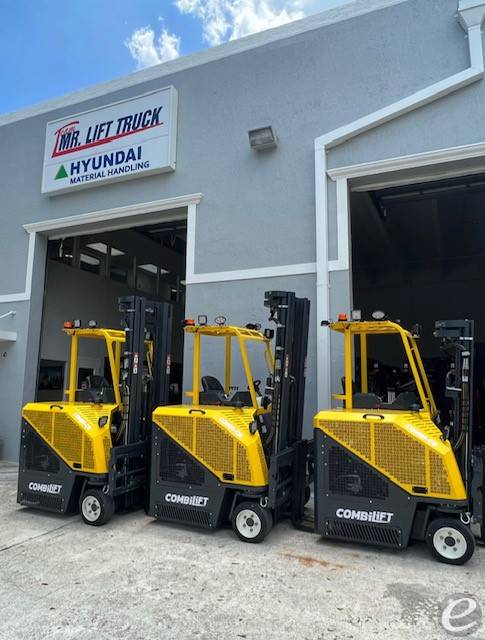 2024 Gasoline Combilift Pneumatic Tire 4 Wheel Sit Down | Eliftruck