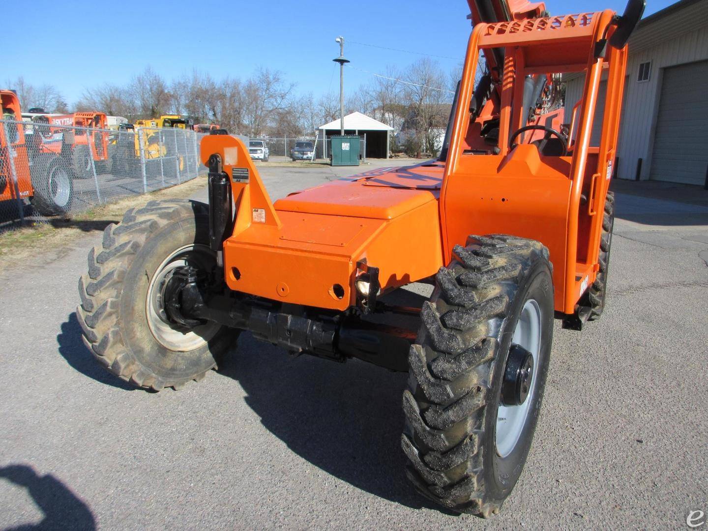 2016 Diesel Skytrak Telehandlers 8042 - 123Forklift