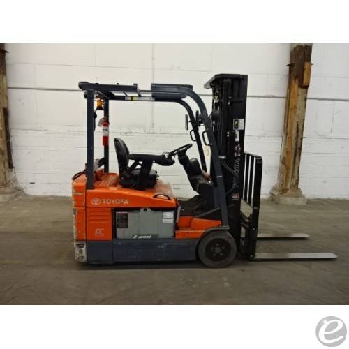 Electric Toyota 7FBEU20 Electric 3 Wheel Sit Down