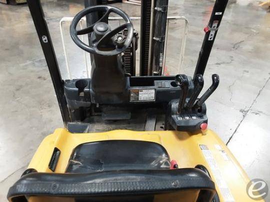 2017 Electric Yale ERP040 Electric 3 Wheel Sit Down