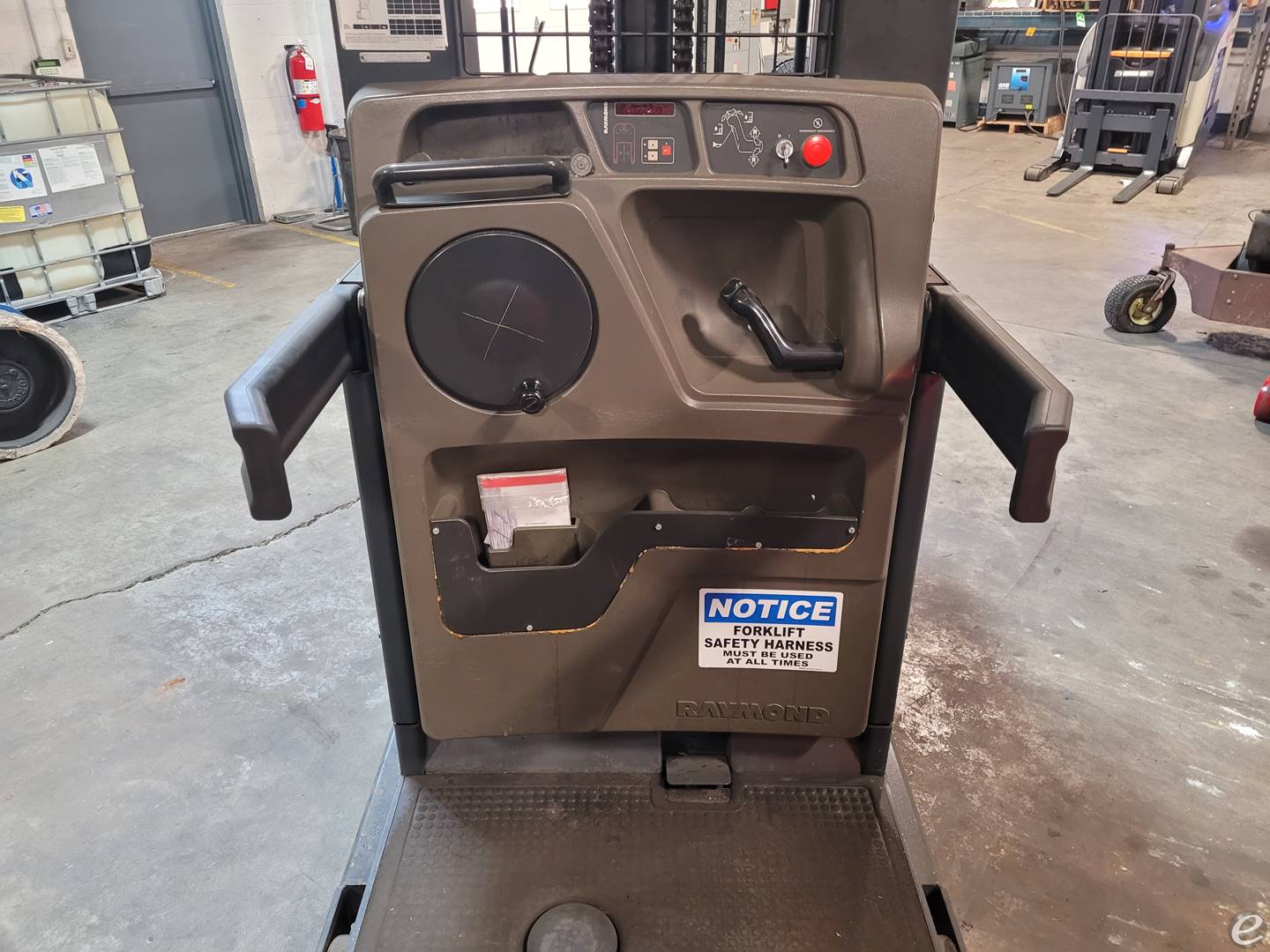 2008 Electric Raymond Electric Order Picker | Eliftruck