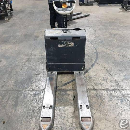 2015 Electric Crown WP3035-45 Electric Walkie/Rider Pallet Jack