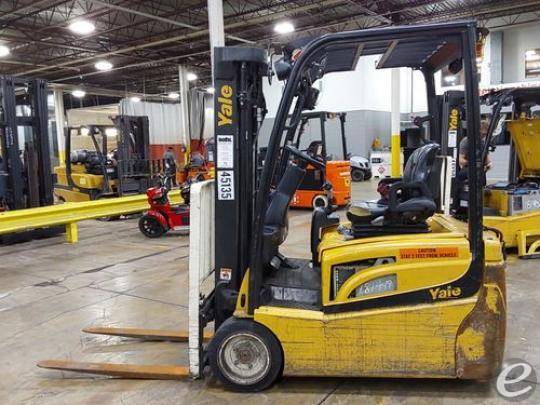 2019 Electric Yale ERP040 Electric 3 Wheel Sit Down