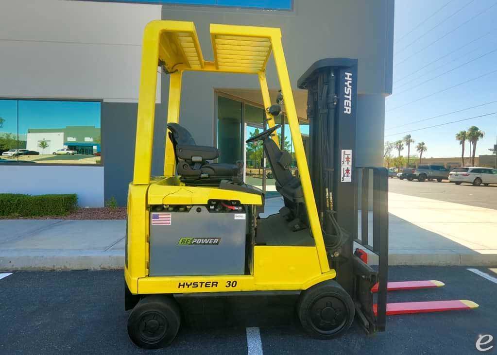 1996 Electric Hyster E30XM Electric 4 Wheel Sit Down