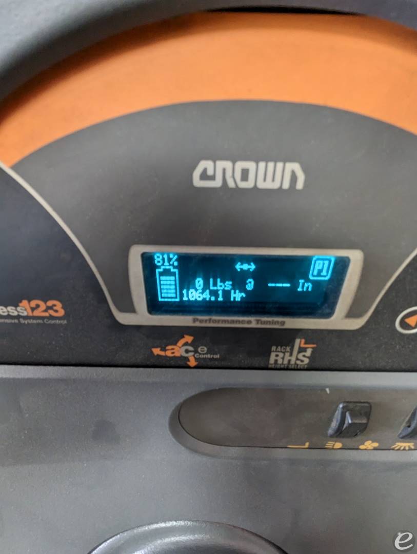 2012 Electric Crown RR5715-35 Electric Narrow Aisle Single Reach