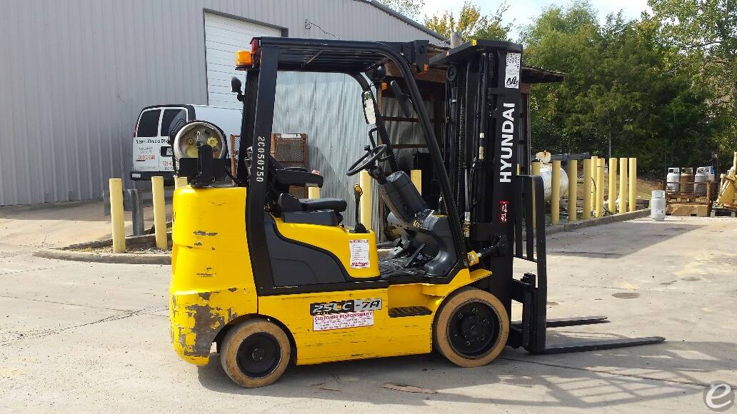 2015 LP Gas Hyundai 25LC-7A Cushion Tire 4 Wheel Sit Down (Indoor ...
