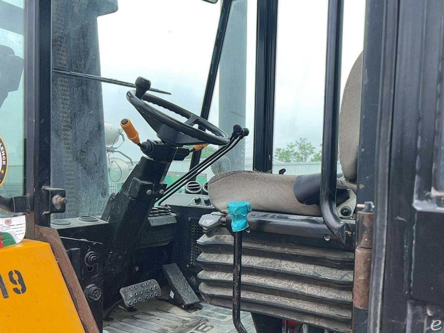 2015 Diesel JCB 950 Rough Terrain (Vertical Mast)