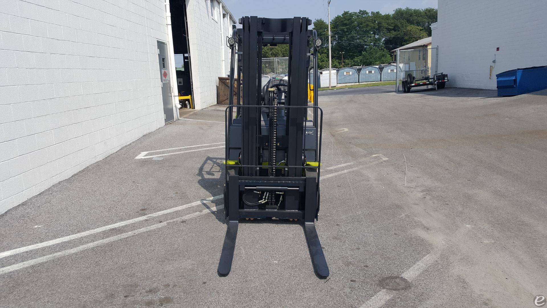 2018 LP Gas Clark Sit Down Rider S25C - 123Forklift