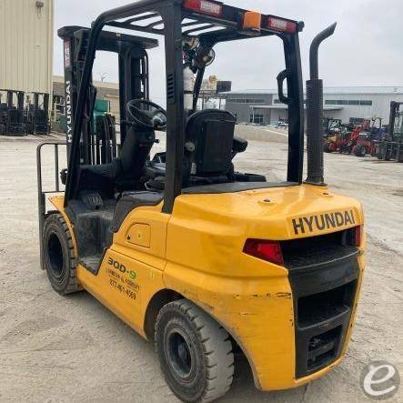 2019 Diesel Hyundai 30D-9 Pneumatic Tire 4 Wheel Sit Down