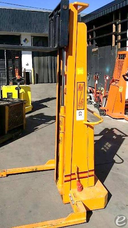 Electric Rol-Lift Electric Walkie Straddle Stacker | Eliftruck