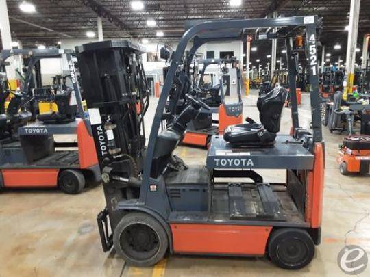 2018 Electric Toyota 8FBCHU25 Cushion Tire 4 Wheel Sit Down (Indoor ...