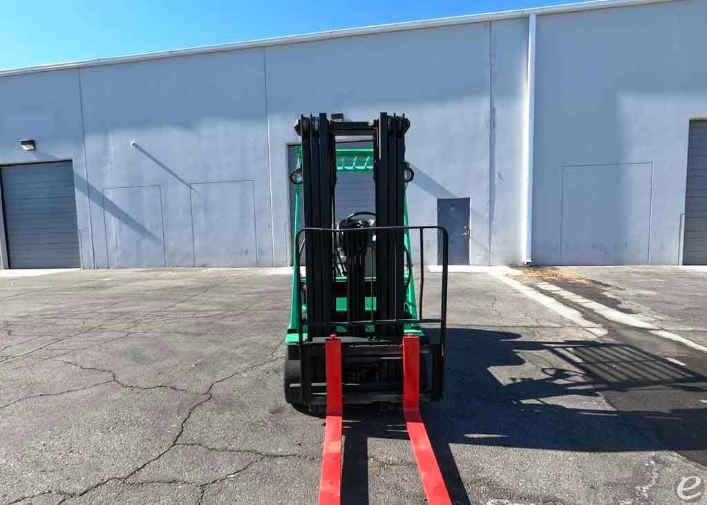 1996 LP Gas Mitsubishi Forklifts FGC25 - 123Forklift