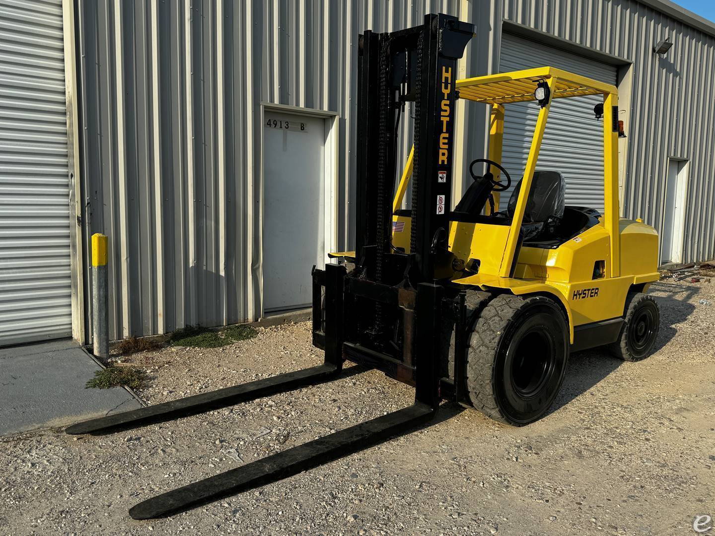 2002 Diesel Hyster Pneumatic Tire 4 Wheel Sit Down | Eliftruck