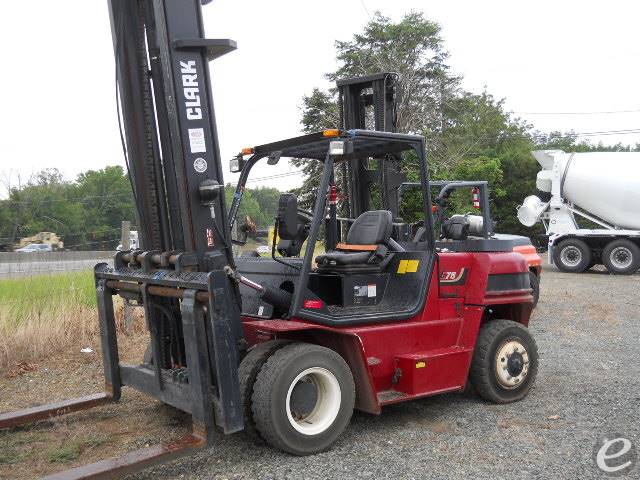 2016 LP Gas Clark Sit Down Rider c75l - 123Forklift