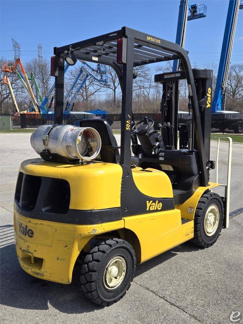 2018 LP Gas Yale Sit Down Rider GLP050MX - 123Forklift