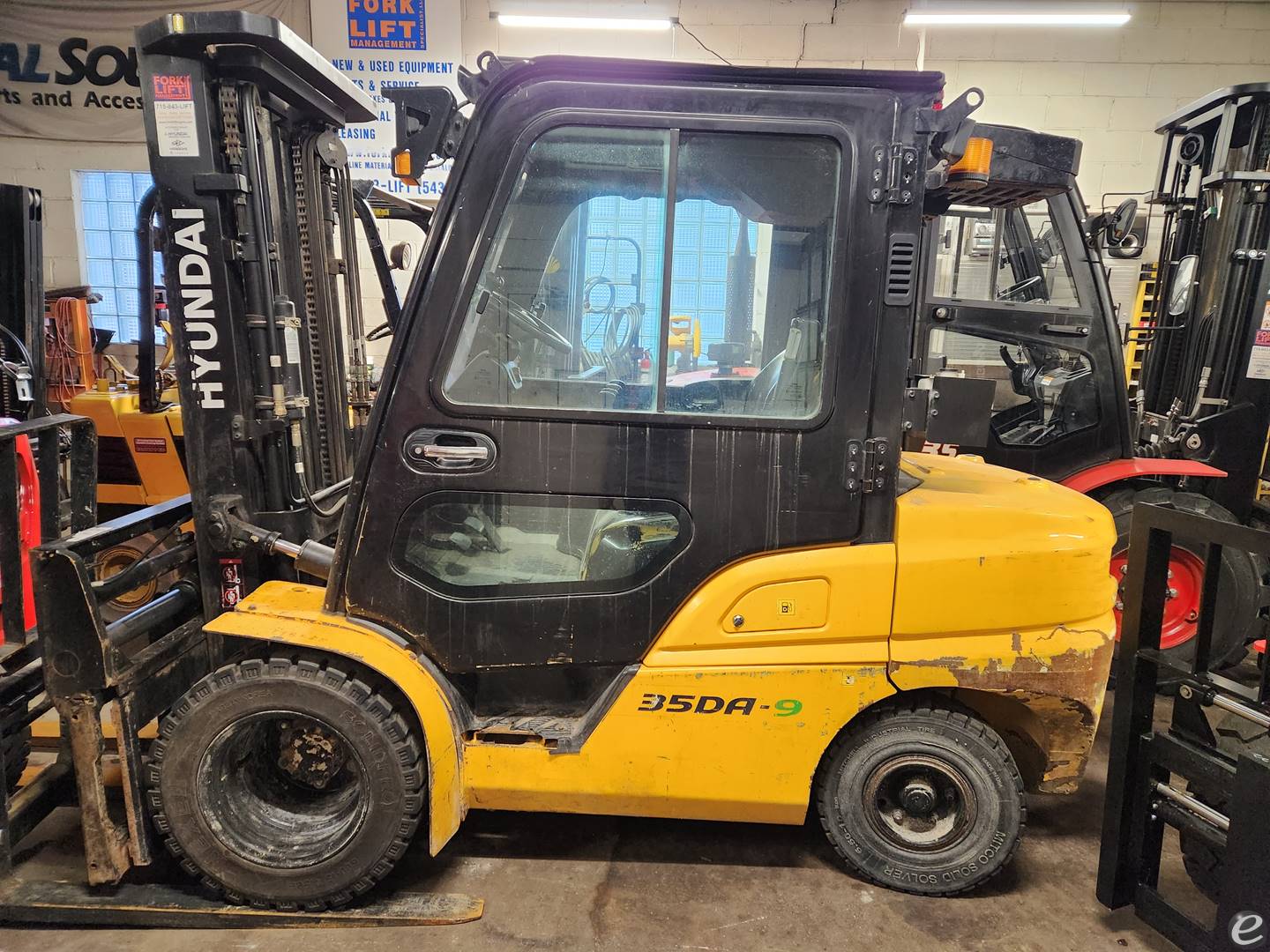 2018 Diesel Hyundai 35DA-9 Pneumatic Tire 4 Wheel Sit Down