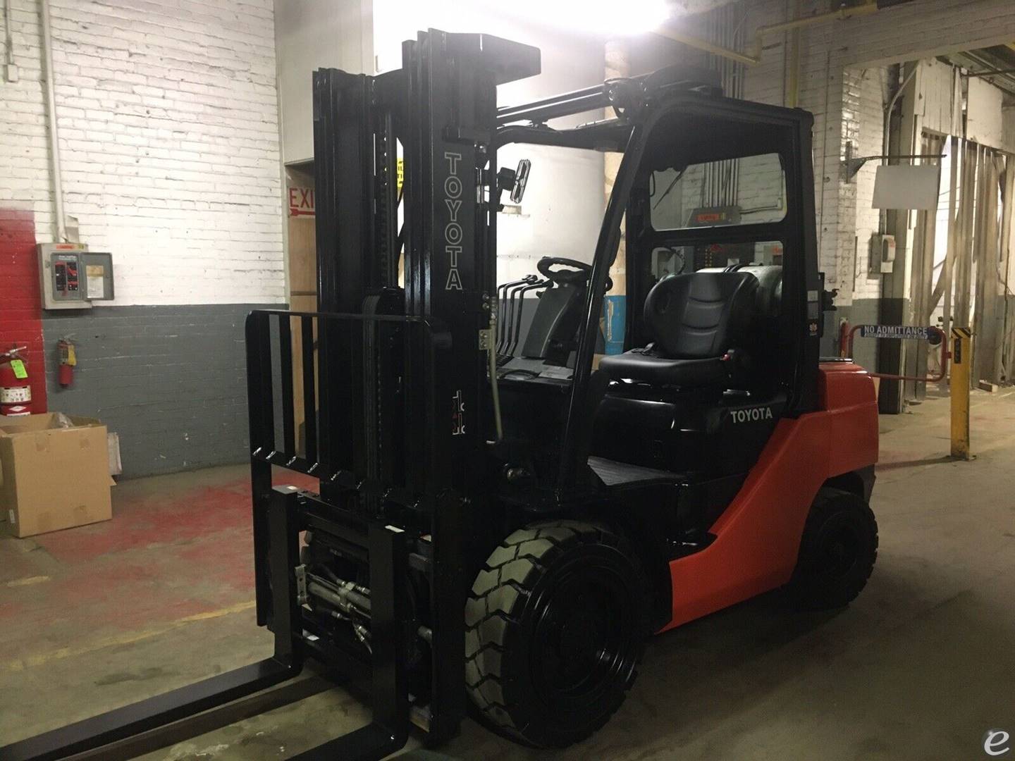 2018 LP Gas Toyota 8FGU30 Pneumatic Tire 4 Wheel Sit Down