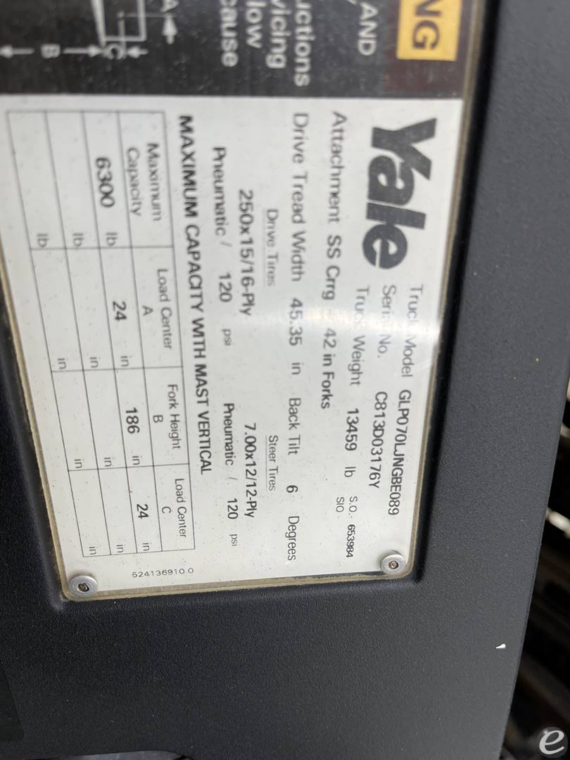 2001 LP Gas Yale GLP070 Pneumatic Tire 4 Wheel Sit Down