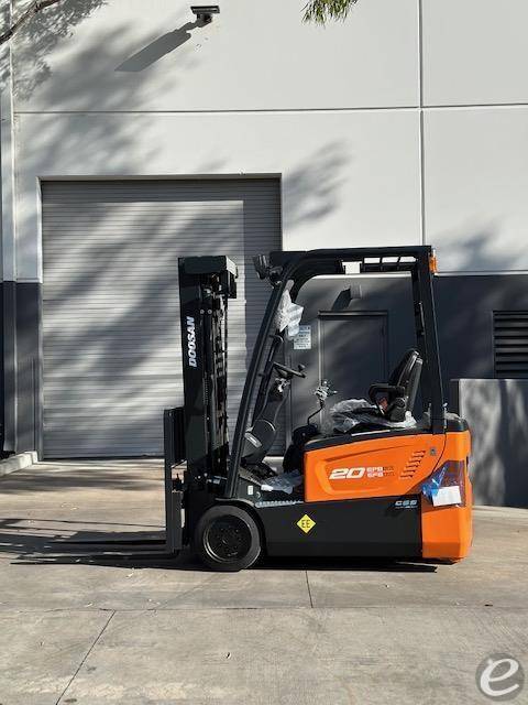 2022 Electric Doosan B20T-7 Electric 3 Wheel Sit Down