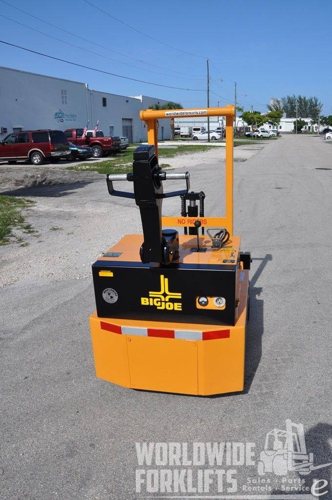 Electric Big Joe Electric Walkie Straddle Stacker | Eliftruck