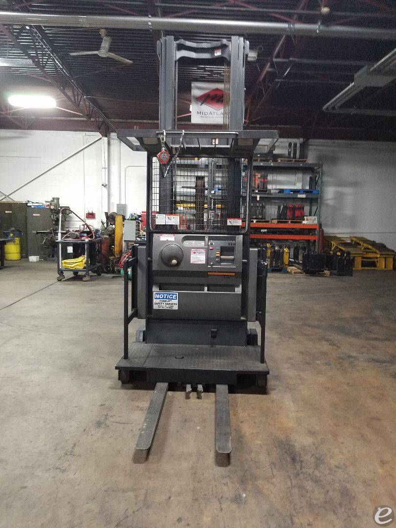 2004 Electric Crown SP3420-30 Electric Order Picker
