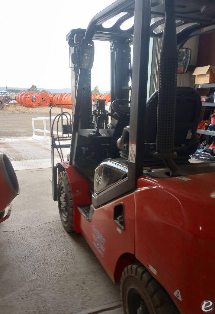 2022 Diesel Patriot FD35 Pneumatic Tire 4 Wheel Sit Down