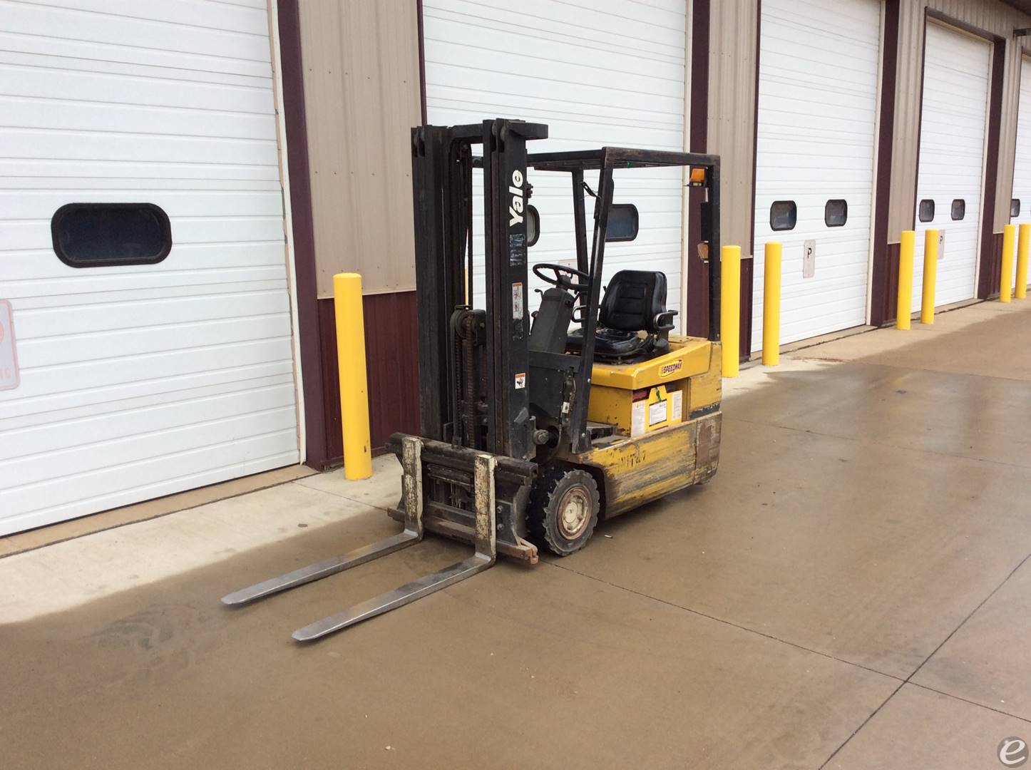 1994 Electric Yale Electric 3 Wheel Sit Down | Eliftruck