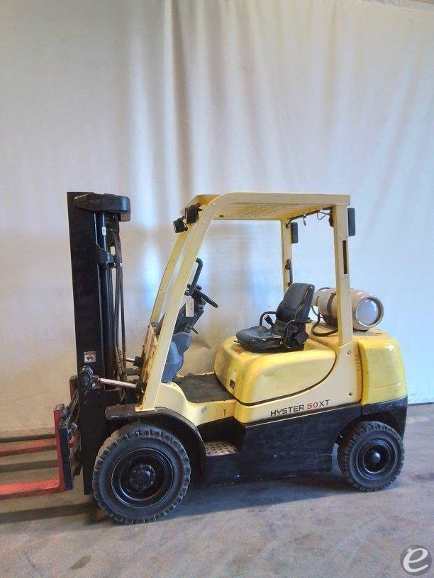 2017 LP Gas Hyster H50XT Pneumatic Tire 4 Wheel Sit Down