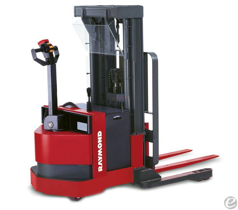 2005 Electric Raymond Sit Down Rider RSS40 - 123Forklift