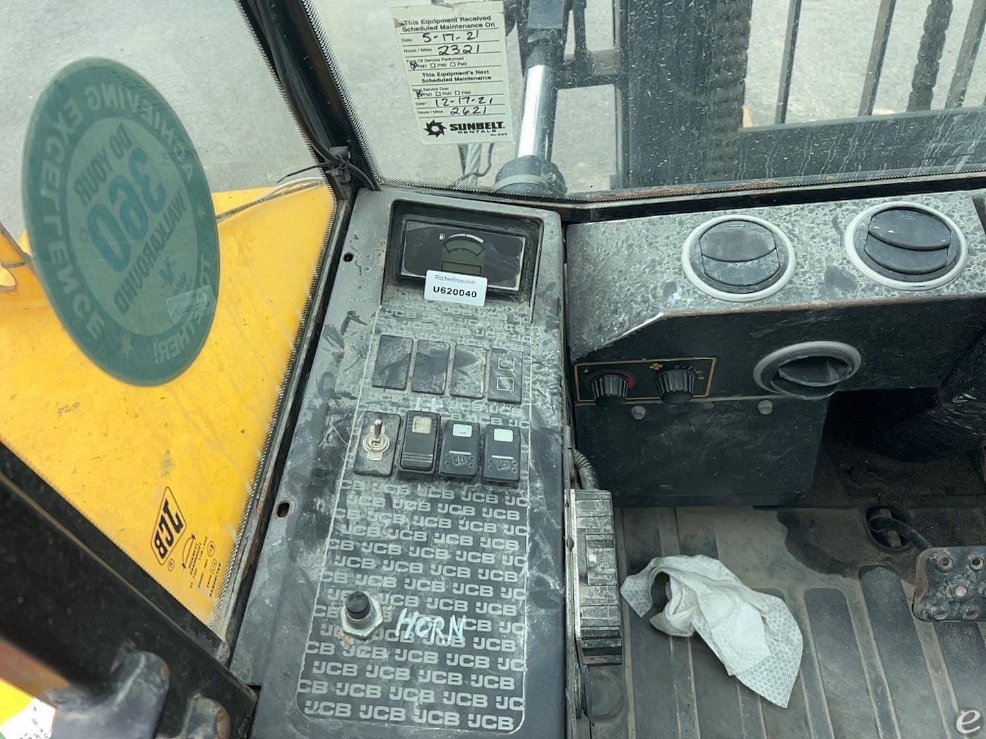 2015 Diesel JCB 950 Rough Terrain (Vertical Mast)