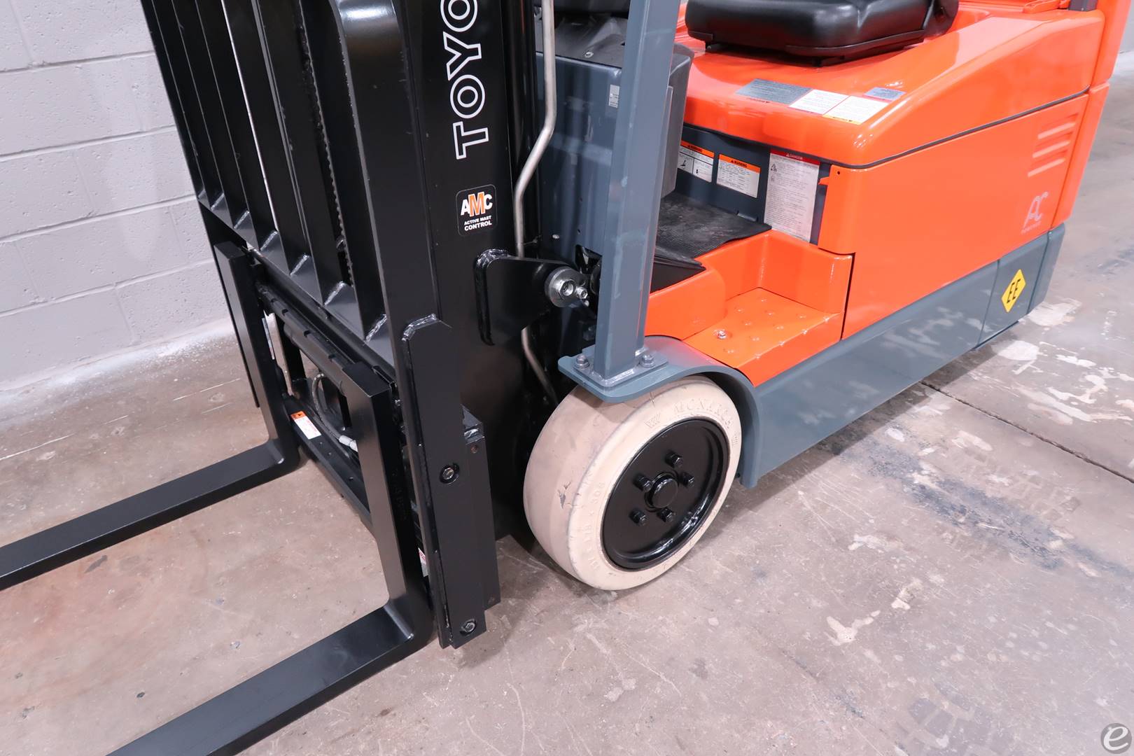 2015 Electric Toyota 7FBEU20 Electric 3 Wheel Sit Down