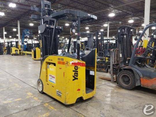 2019 Electric Yale ESC040 Electric Stand Up End Control (Docker)