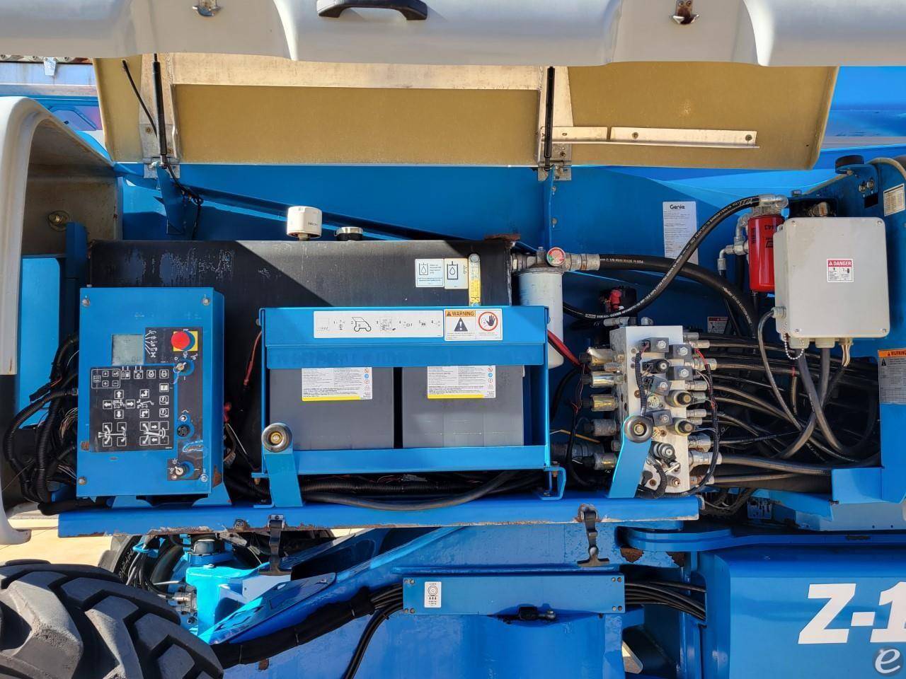 2011 Diesel Genie Z135/70 Articulated Boom