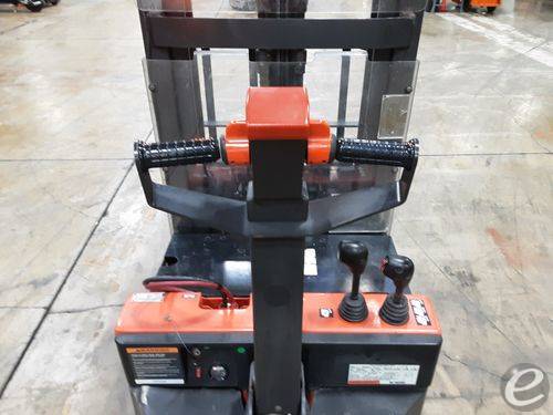 2010 Electric Toyota Electric Walkie Straddle Stacker Reach | Eliftruck