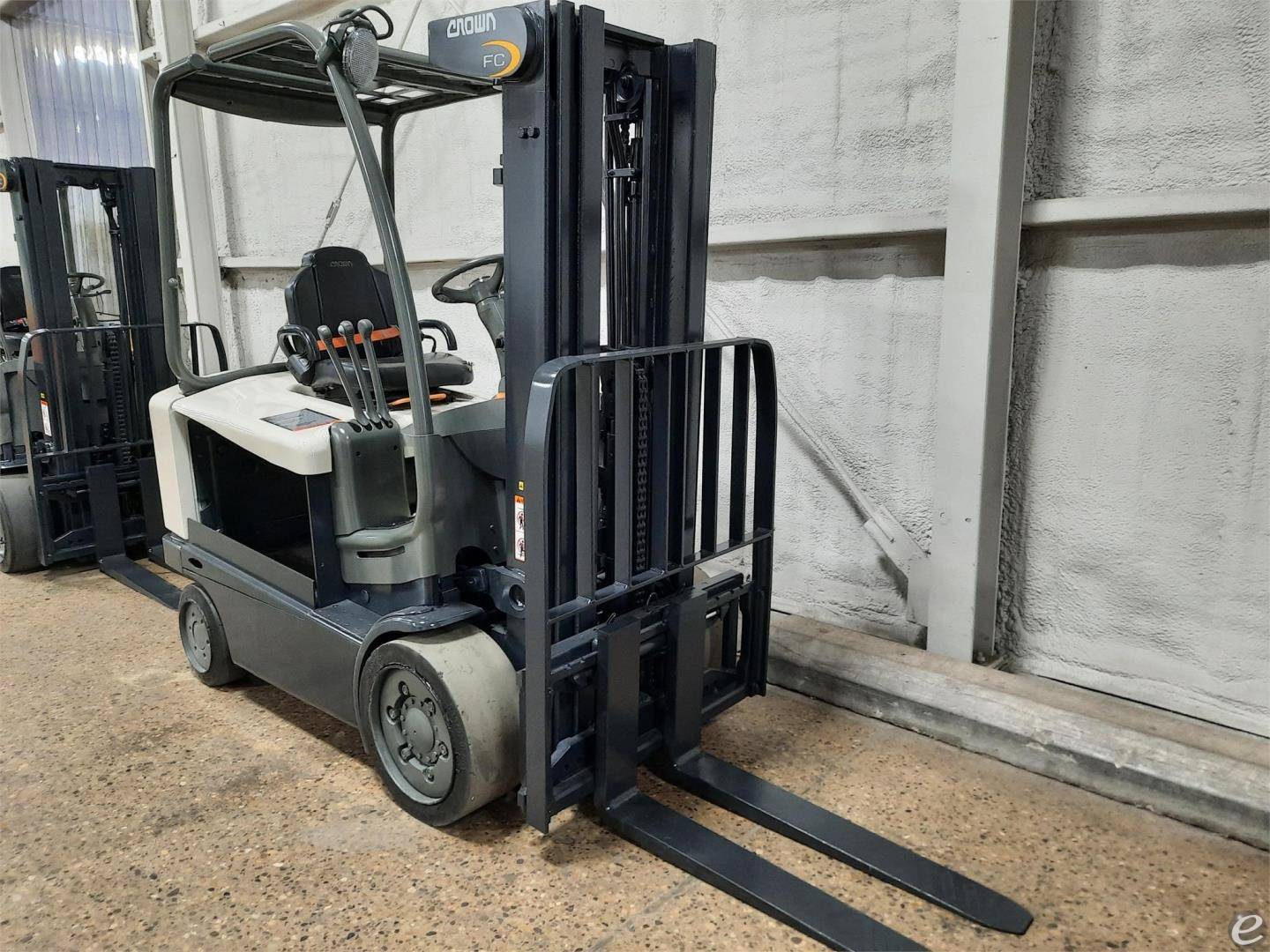 2013 Electric Crown Electric 4 Wheel Sit Down | Eliftruck