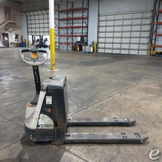 2015 Electric Crown WP3035-45 Electric Walkie/Rider Pallet Jack
