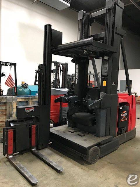 2001 Electric Raymond Electric Man Up Swing Reach Turret | Eliftruck