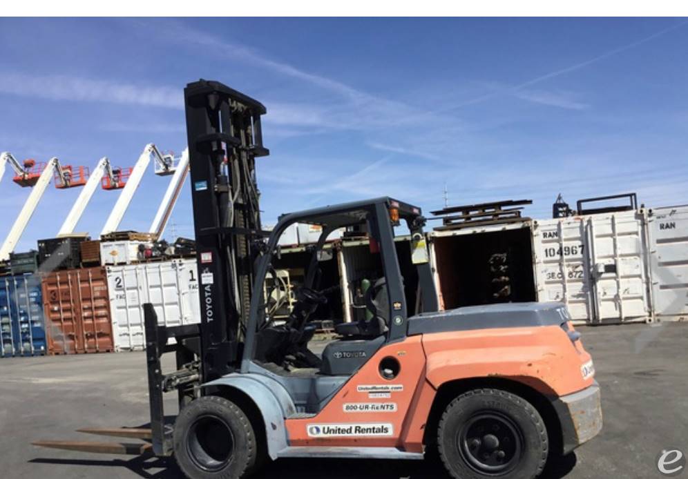 2018 Diesel Toyota 8FD80U Pneumatic Tire 4 Wheel Sit Down