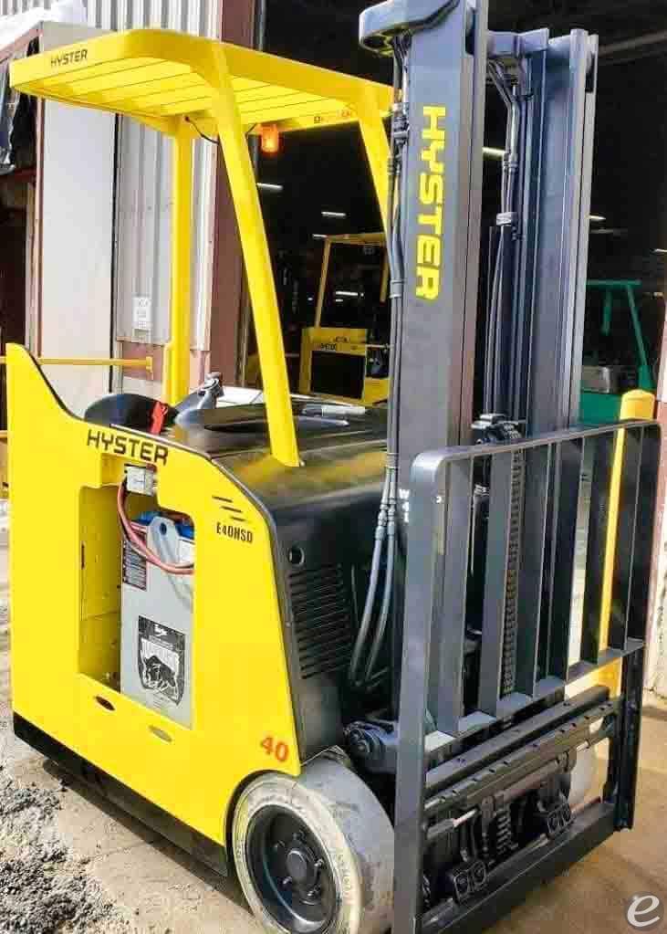 2014 Electric Hyster E40HSD Electric Walkie Counterbalanced Stacker