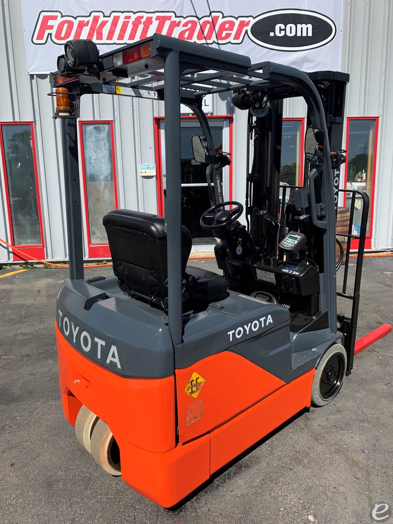 2015 Electric Toyota 8FBE15U Electric 3 Wheel Sit Down